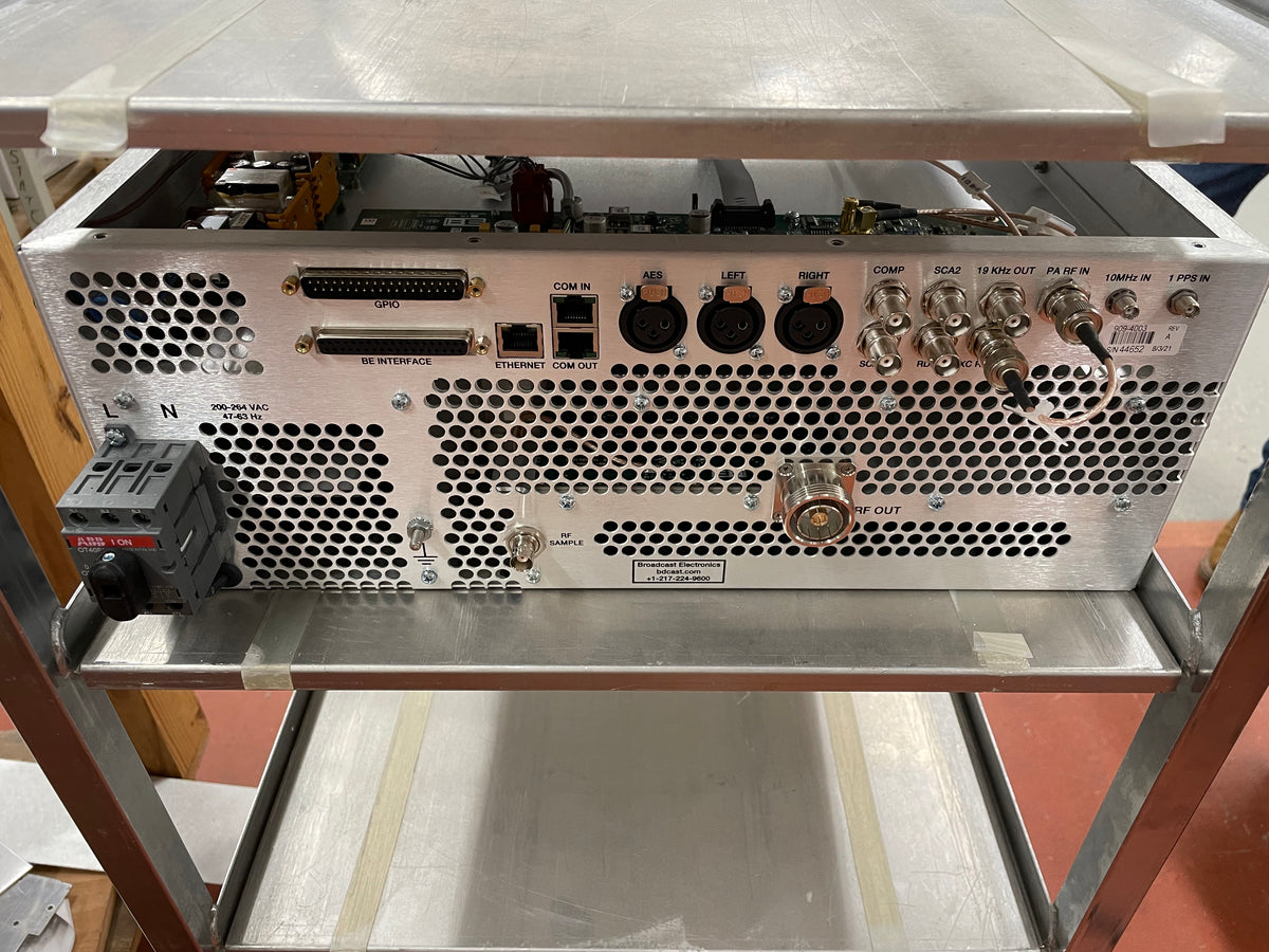 Broadcast Electronics STXe-3 Transmitter 3KW – Marketing Marc Vallee inc.